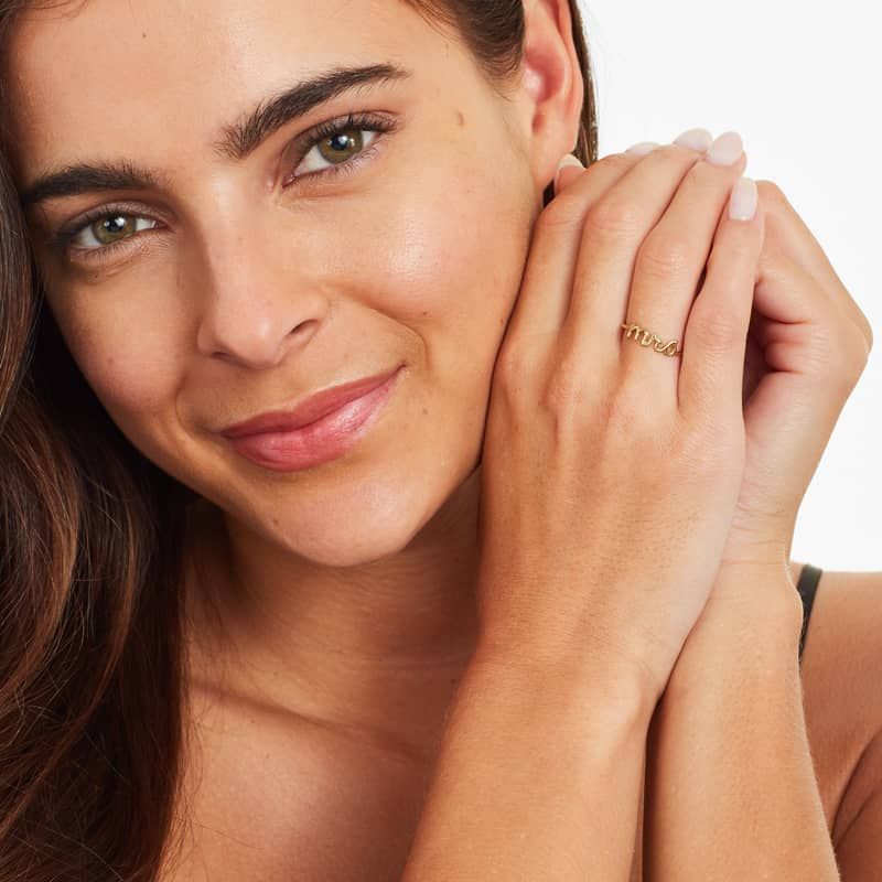 The Wedding Party: Pearl Jewelry & Precious Metal