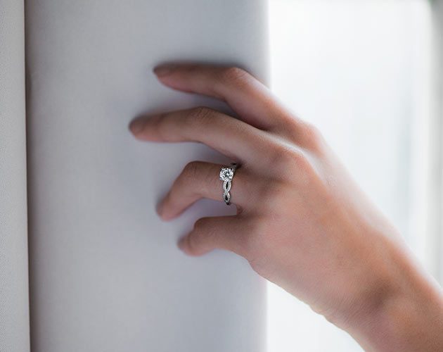 14K Yellow Gold Vintage Infinity Engagement Ring