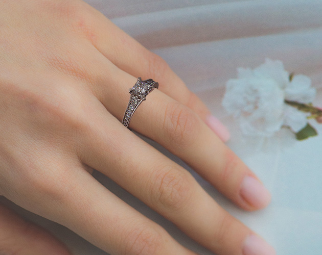 14K Rose Gold Reverse Taper Milgrain Diamond Engagement Ring